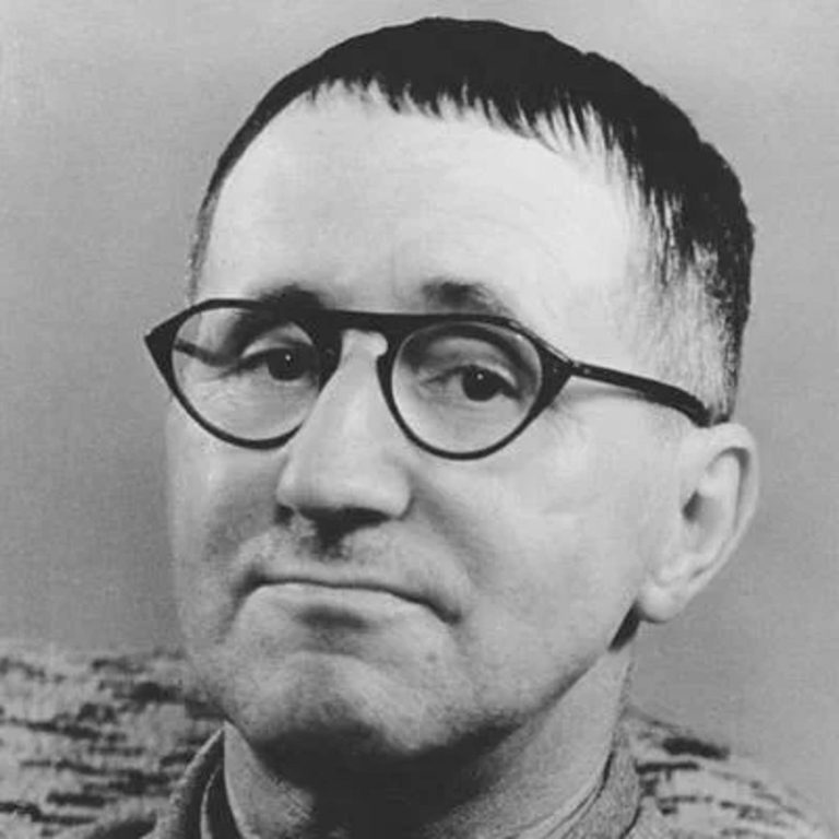 Bertolt Brecht y su poesía atemporal | CX 36 Radio Centenario